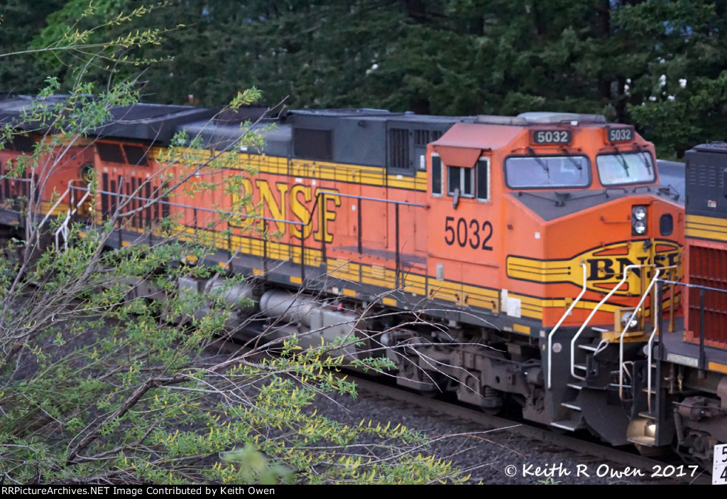 BNSF 5032